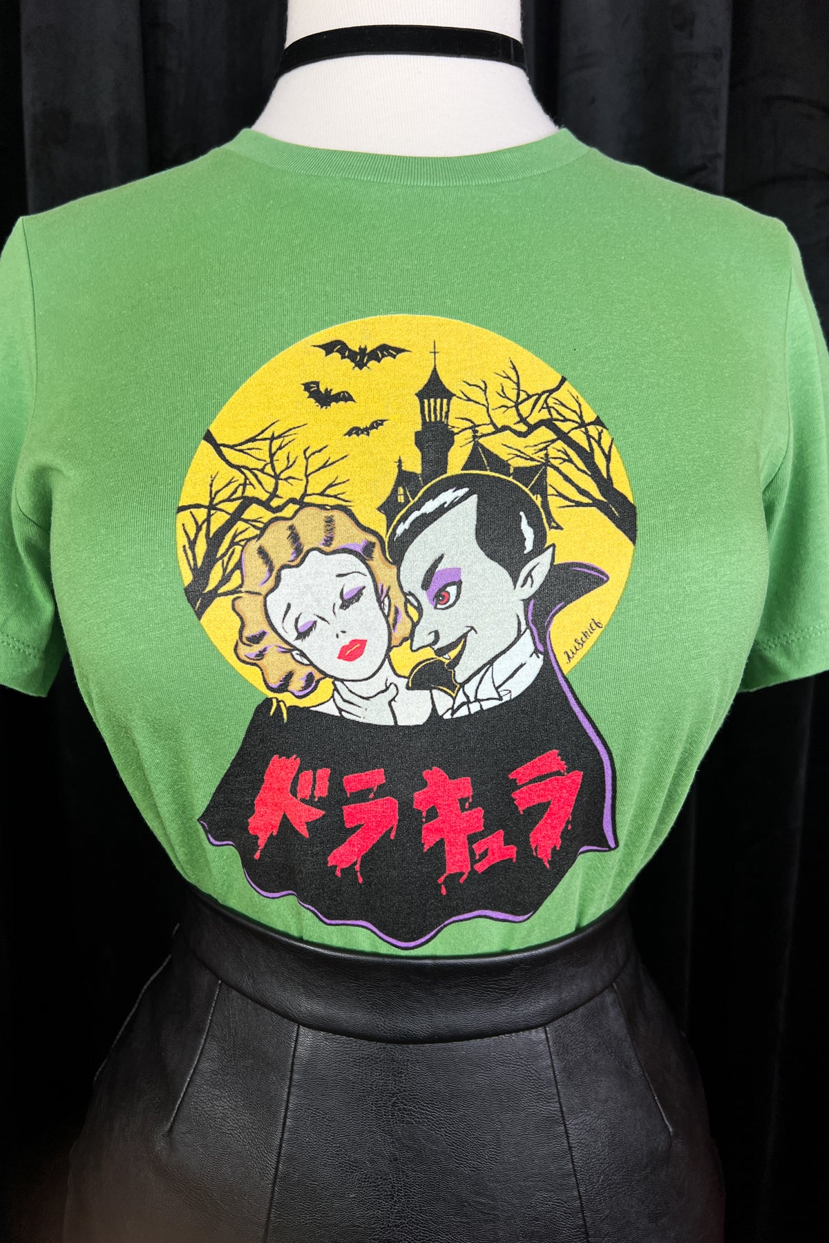 Dracula Noir Relaxed Tee in Heather Leaf | Mischief Made